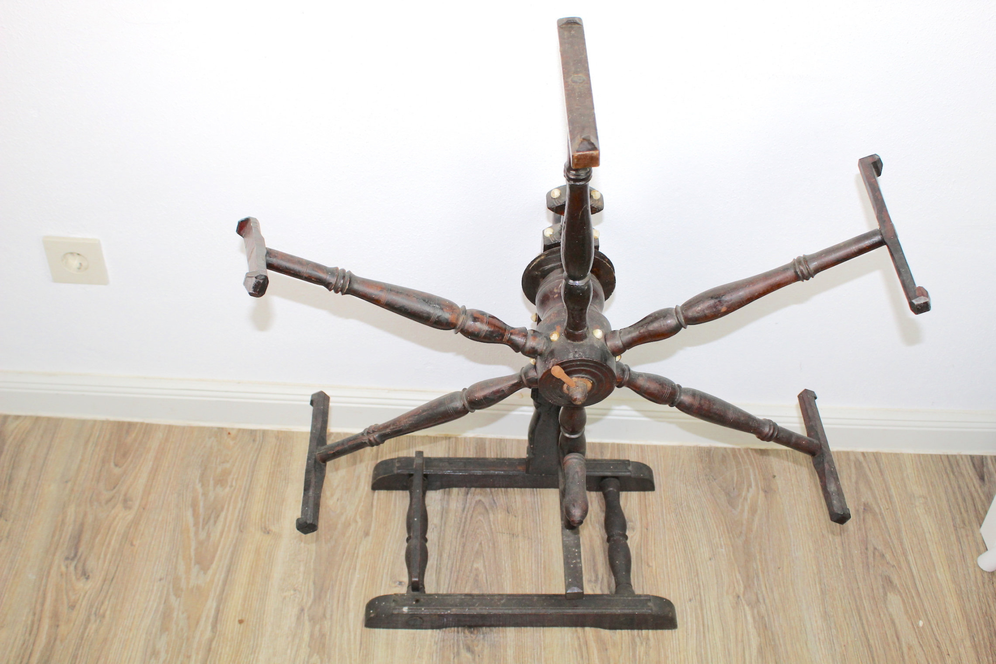 Antikes Spinnrad aus Holz | Vintage | Mon Ami(e) Vintage