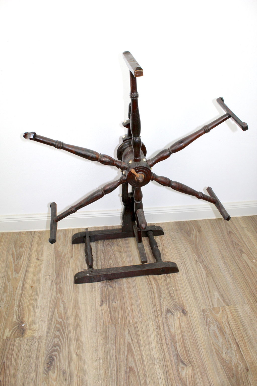 Antikes Spinnrad aus Holz | Vintage | Mon Ami(e) Vintage